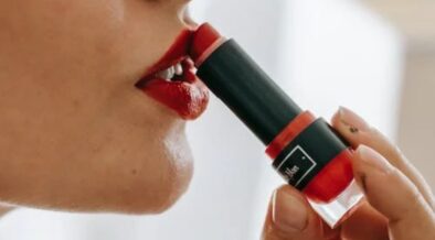 Primeiro batom com embalagem 100% reciclável é lançado no Brasil